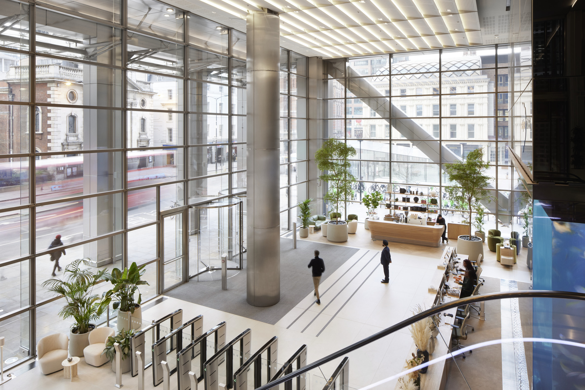 Salesforce Tower - Paola Leon